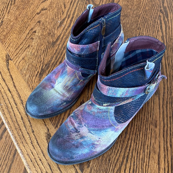 Spring Step | Shoes | Get Ready For Some Fun Rainbow Navy Leather ...